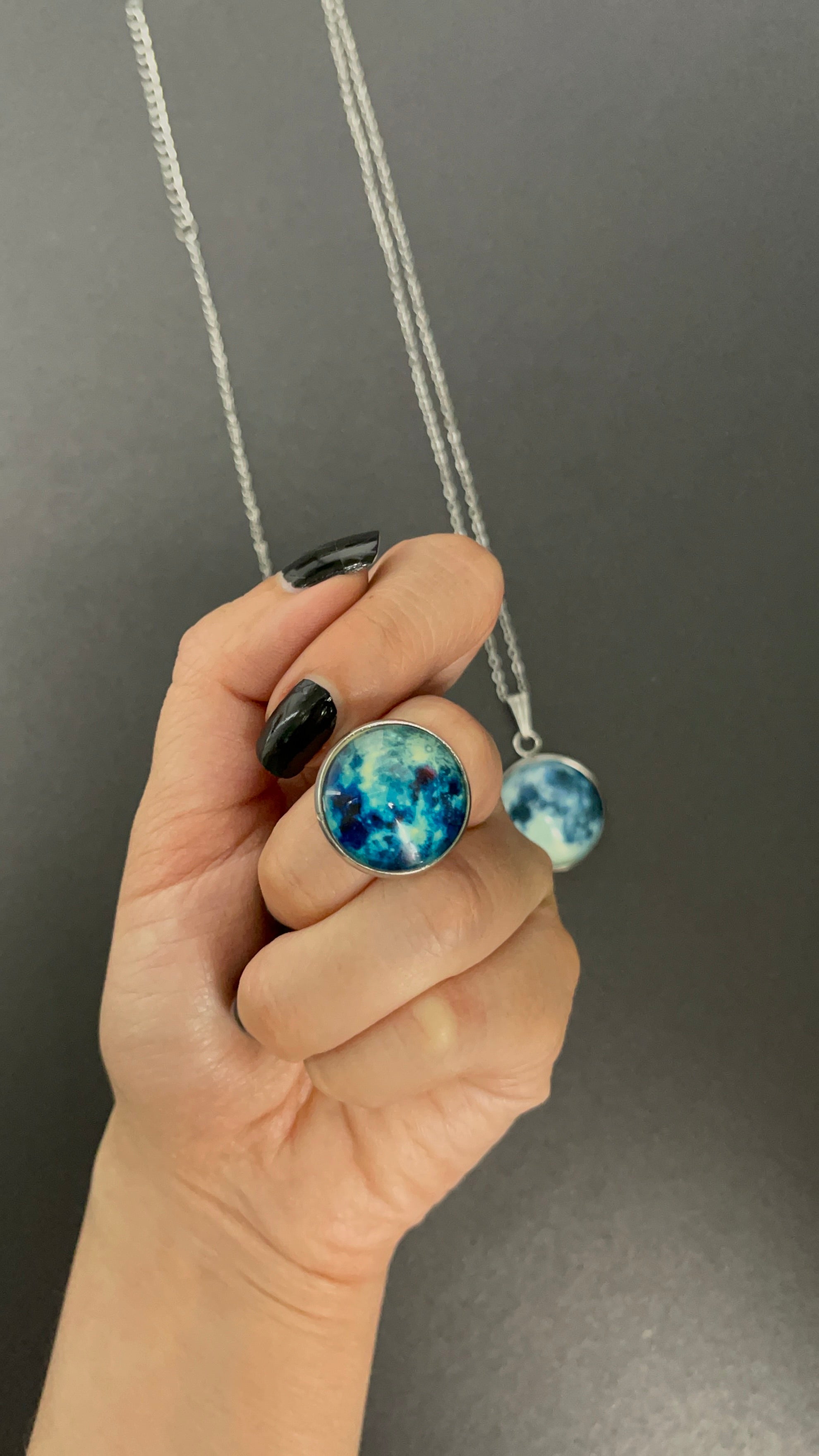 Luna Eterna – Conjunto de Joyería Cielo Nocturno – Viraluxia